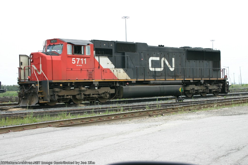 CN 5711 SD 75i June 29 2005